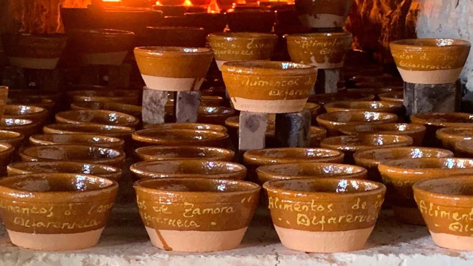 Cuencos de barro: los mejores recipientes naturales para disfrutar de ...